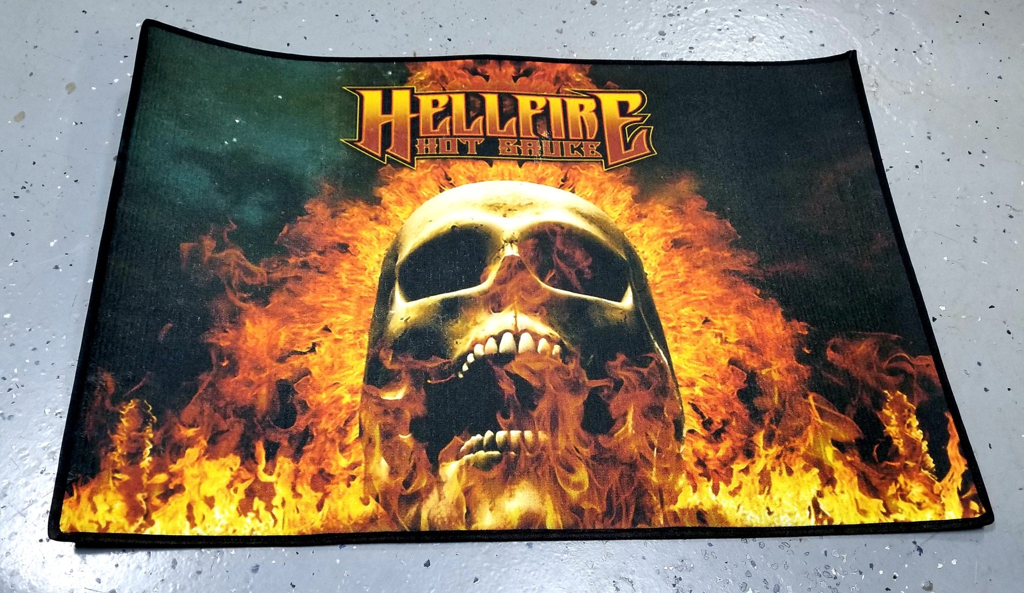 Official Hellfire Hot Sauce 20oz Metal Tumbler – Hellfire Hot Sauce